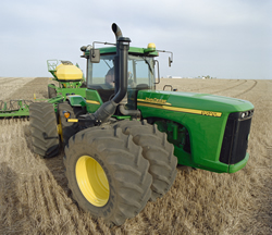 John Deere launch 9620 tractor - FarmingUK News
