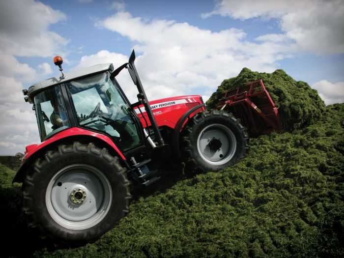 Massey Ferguson 5400 Series Dyna-4-5445 from Farming UK