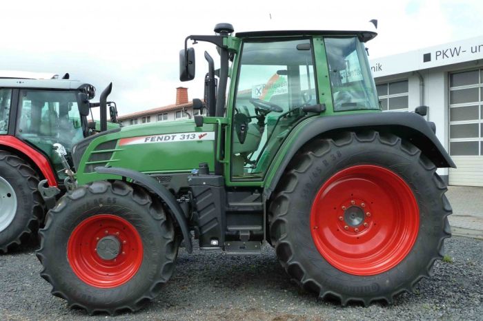 Fendt 300 Vario-313 from Farming UK