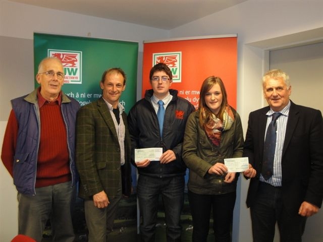 Powys students reveal strong views on farming in FUW bursary head-to ...
