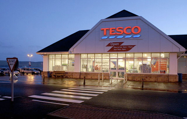 Farmers hit out at Tesco over New Zealand lamb - FarmingUK News