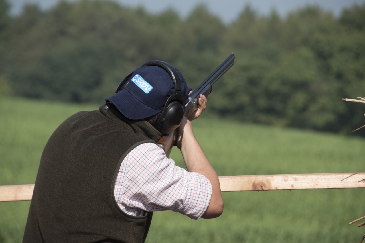 Annual poultry industry clay shoot raises £1,500 for Midlands Air ...